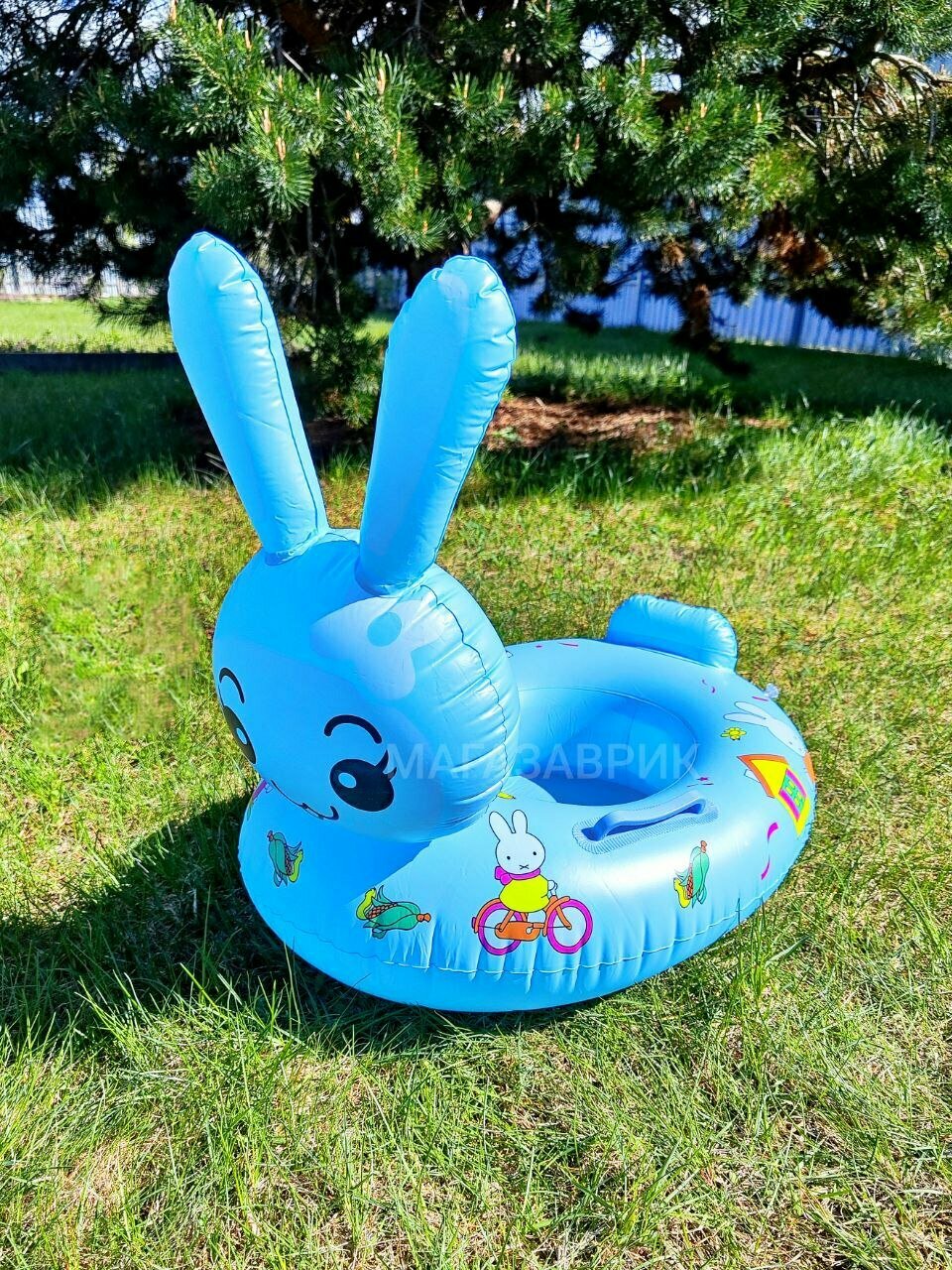 Надувной круг Зайка для плавания с сиденьем/трусиками и отверстиями для ножек. Голубой