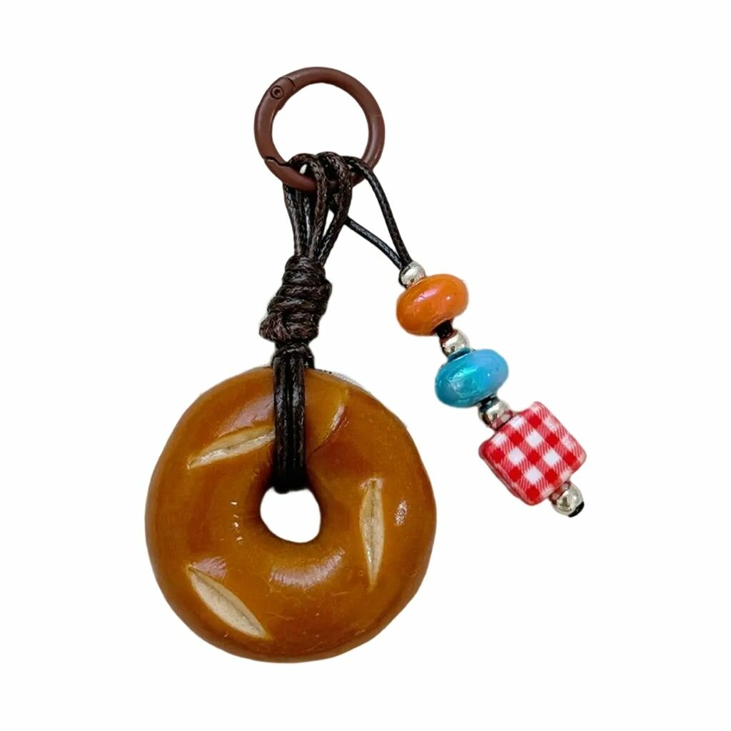 Шоколадный крендель-аксессуар для телефона