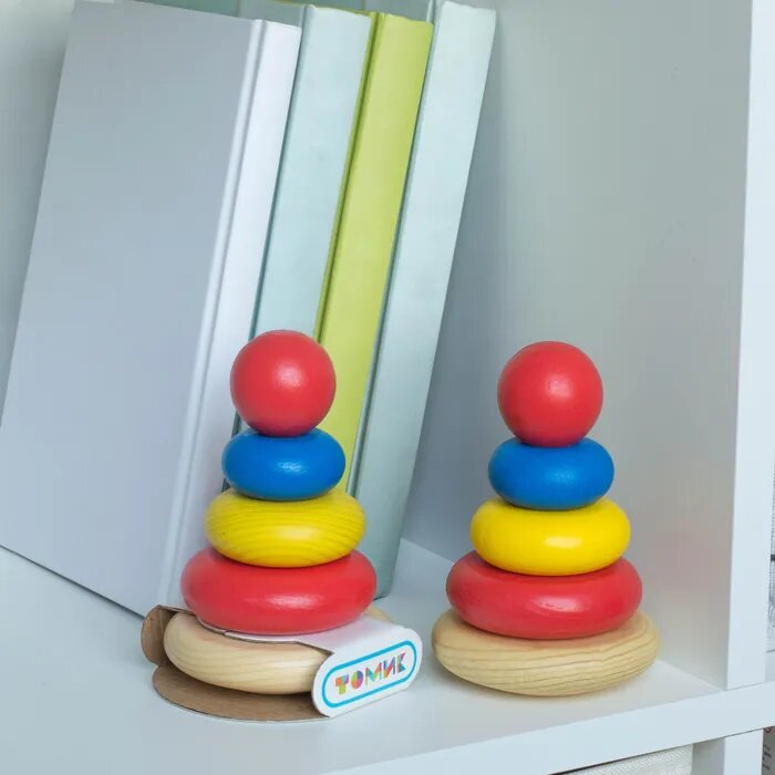 Пирамидка Томик П-07, деревянные детали, 3 колечка, 3 размера, 3 цвета