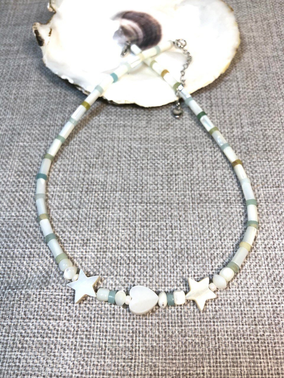 Чокер, перламутр