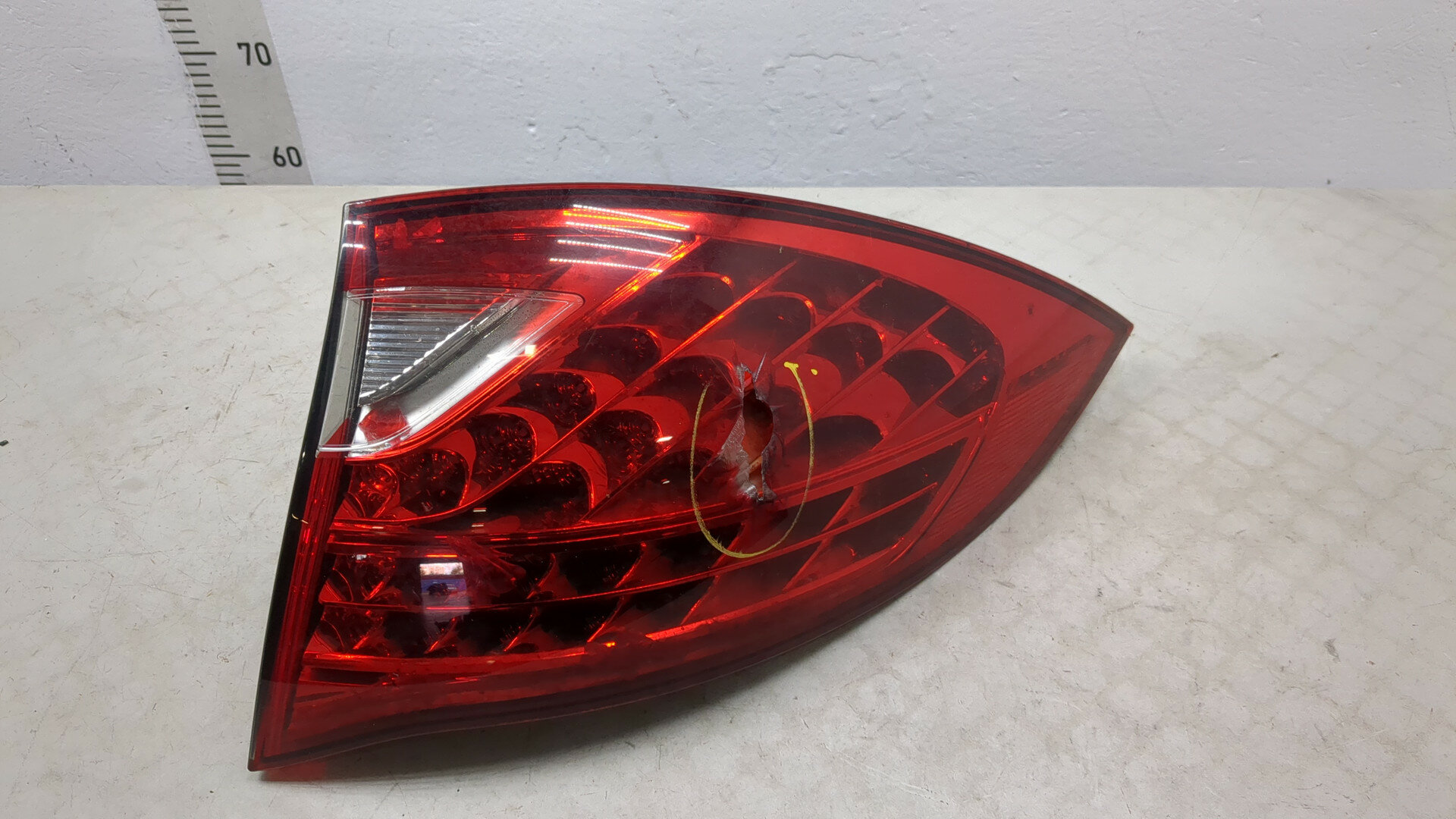 Фонарь (задний) правый Porsche Cayenne Б/У