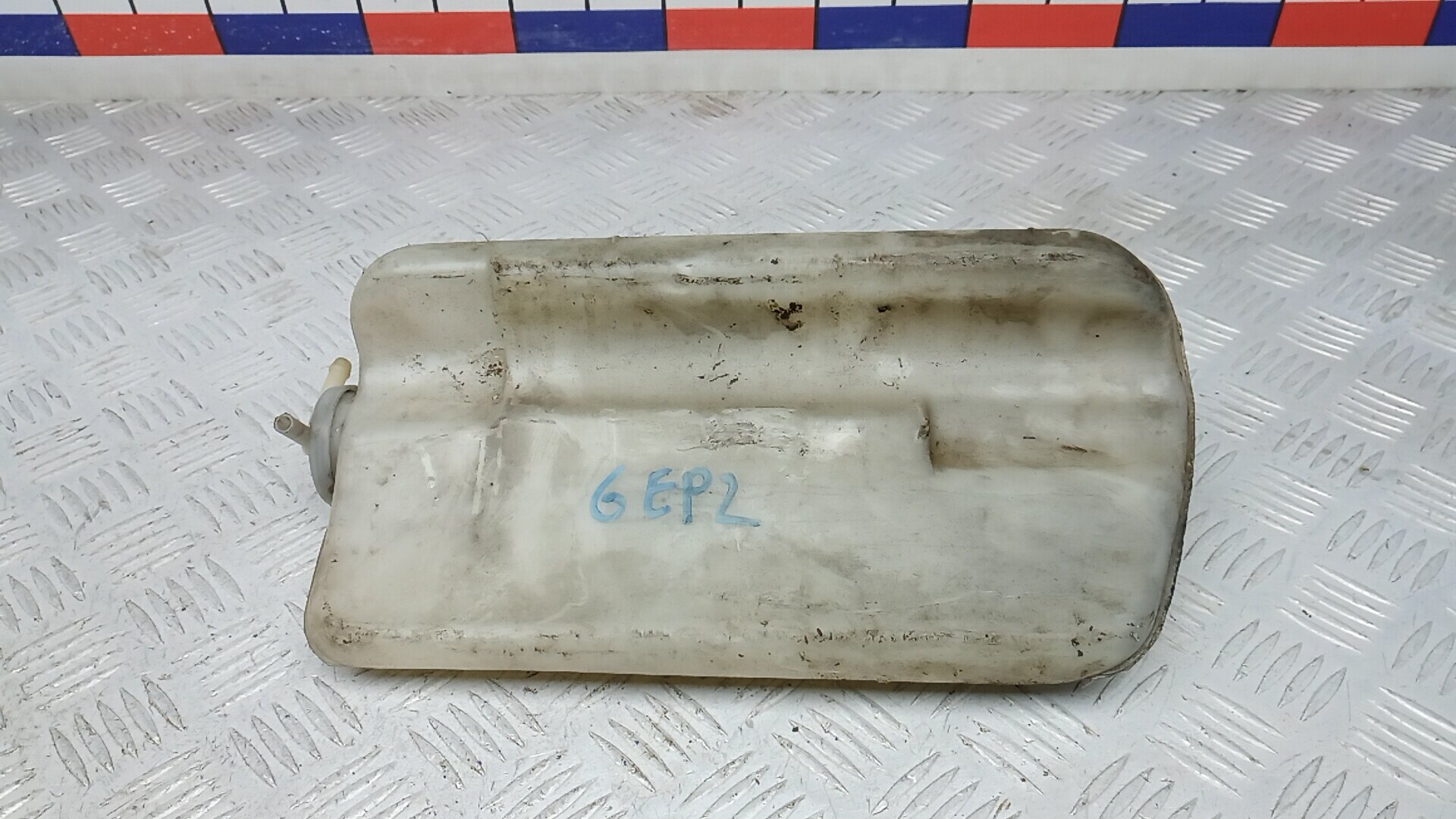 Бачок расширительный ISUZU TROOPER 2 2