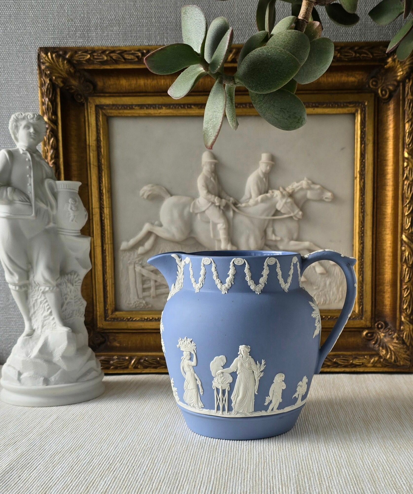 Кувшин антикварный Wedgwood