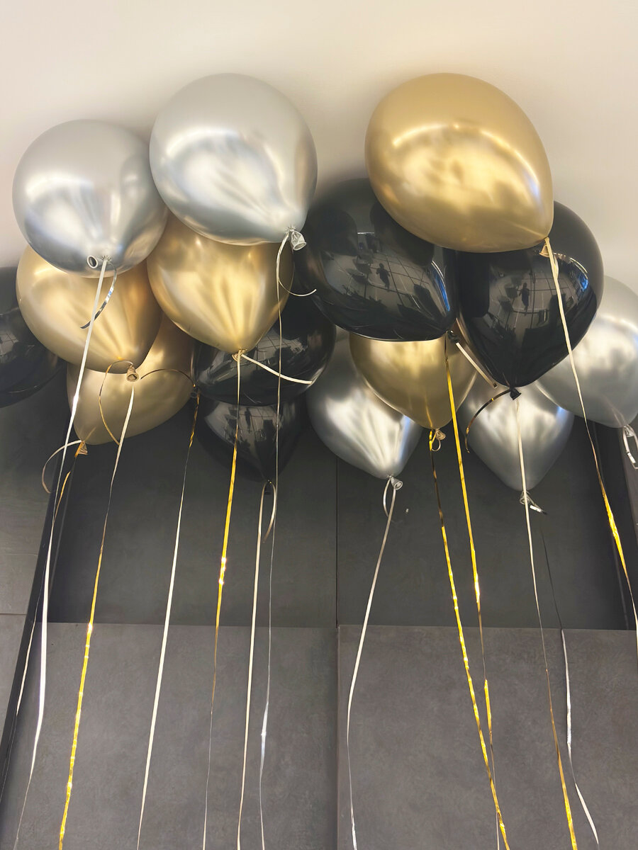 Воздушные шары под потолок, шарики под потолком 15 шт Pinterest черный, золотой, серебряный