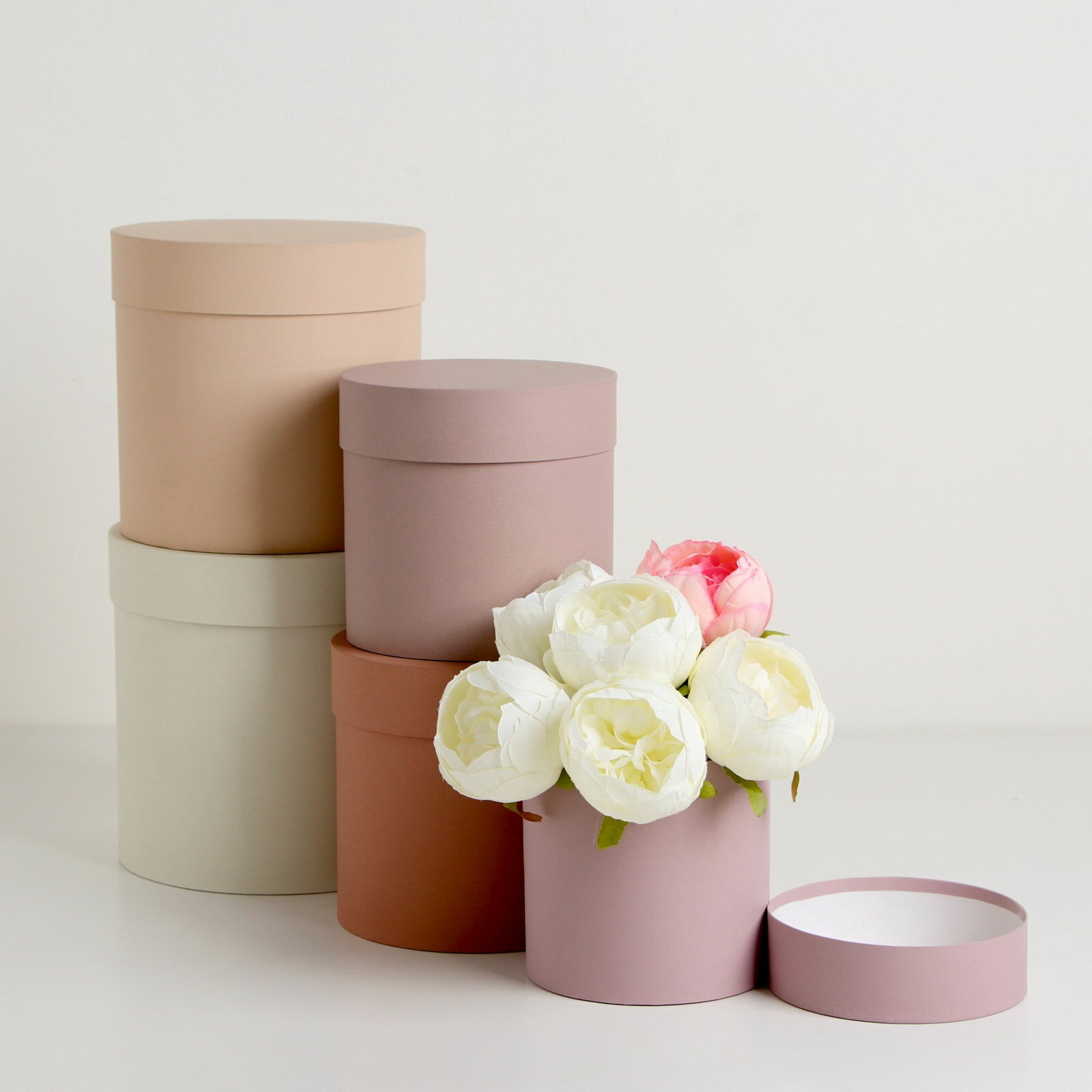 Набор круглых коробок 5 в 1 "Нюд", 20x20x20 - 11x11x11 см, вид: коробки