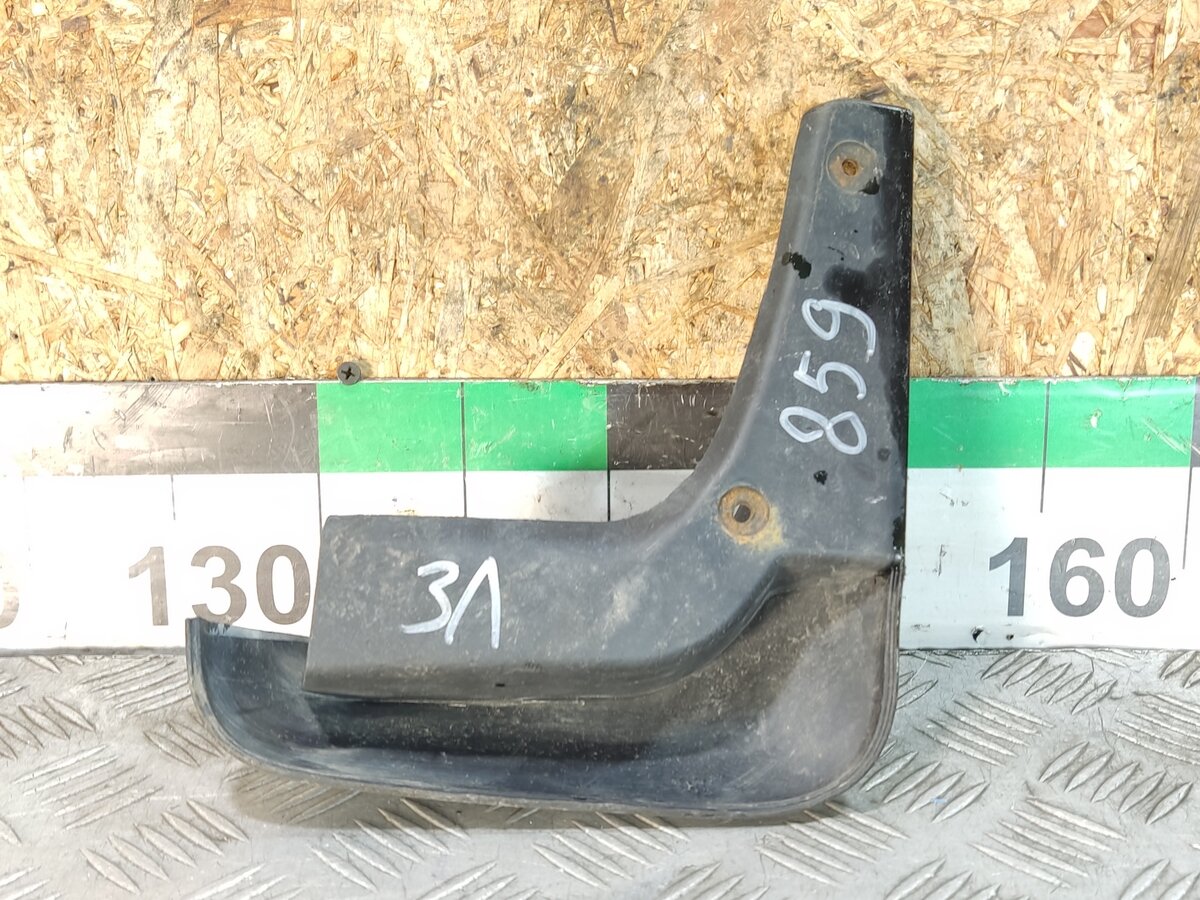 Брызговик левый задний TOYOTA Camry v40 7662633120