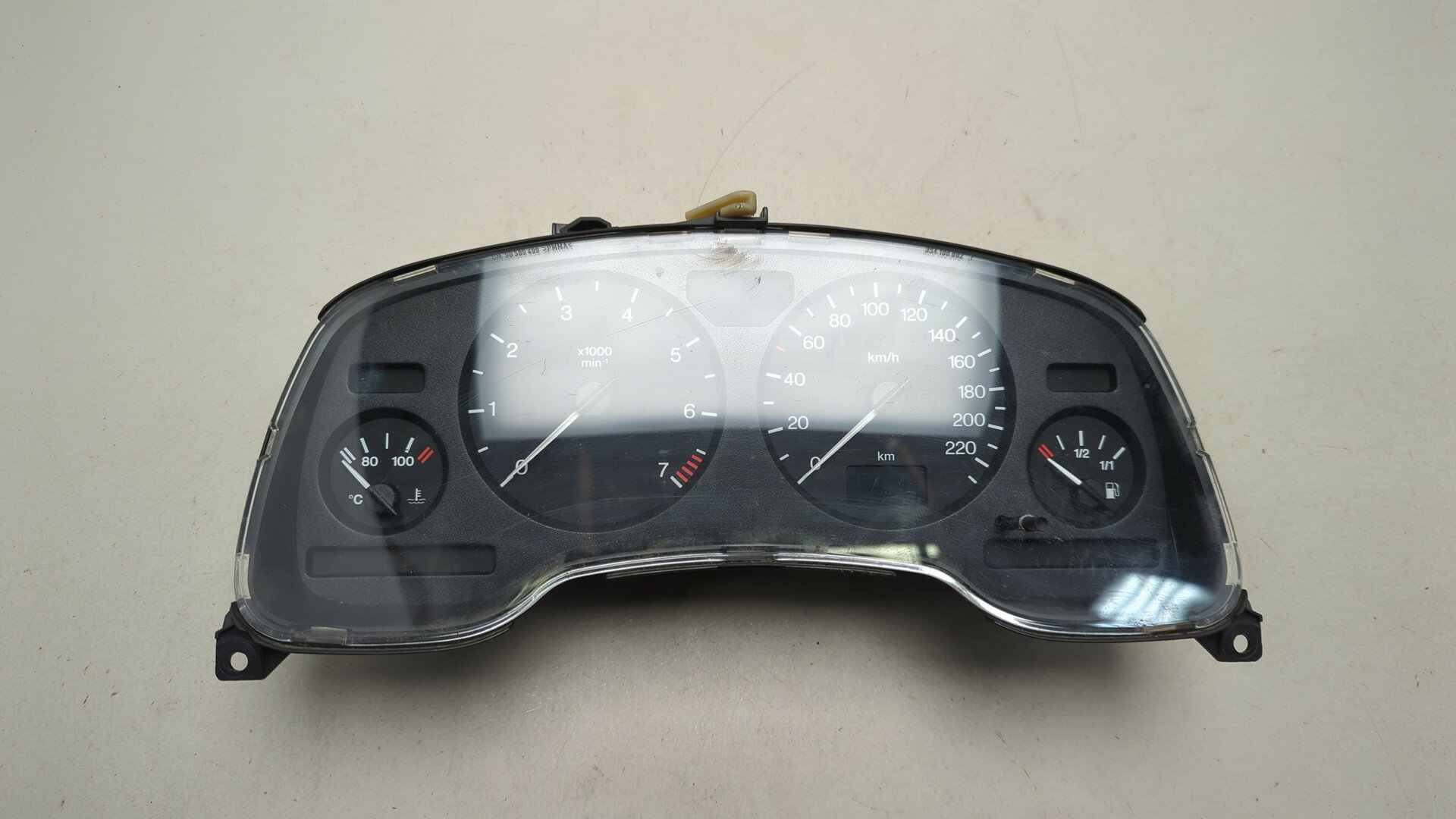 Приборная панель Opel Astra G Б/У