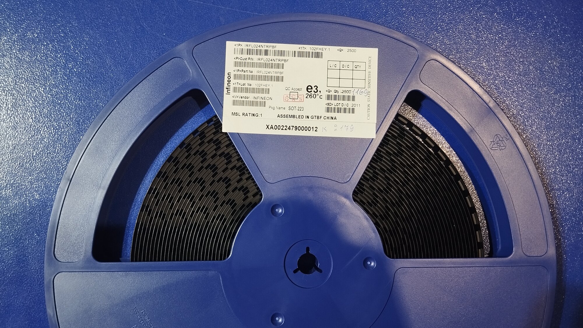 Полевой транзистор N-канала производства Infineon Technologies, арт IRFL024NTRPBF, 1 шт