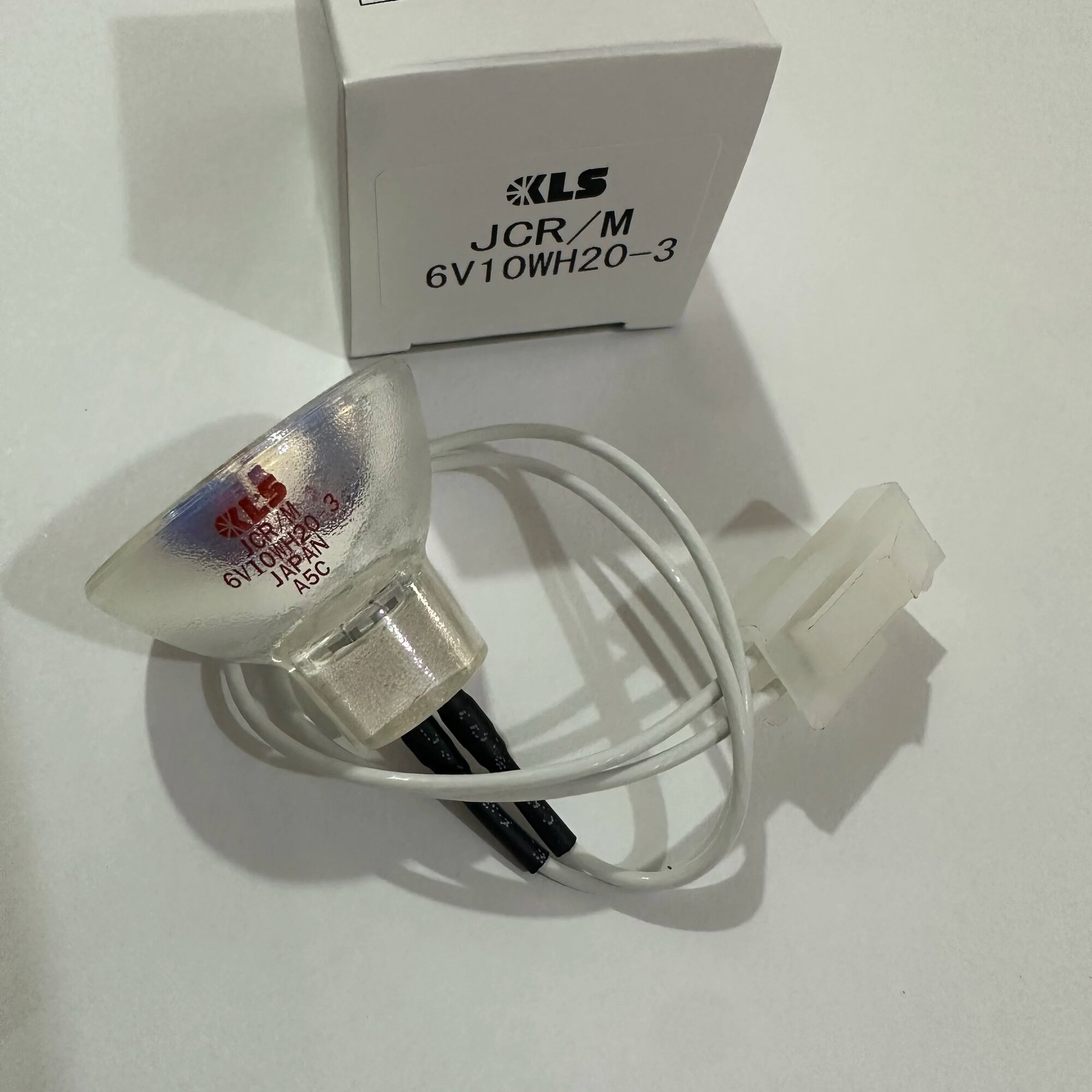 KLS JCR/M 6V10WH20-3 ксеноновая лампа для CA700 CA1500 CA6000 CA7000