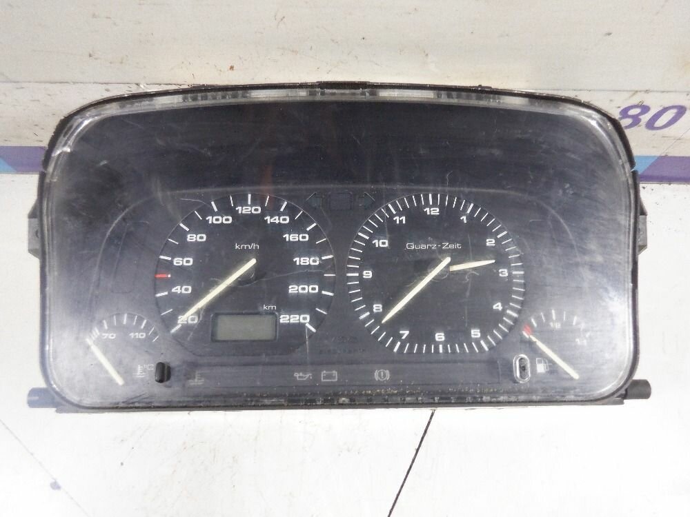 Панель приборов VW Golf III