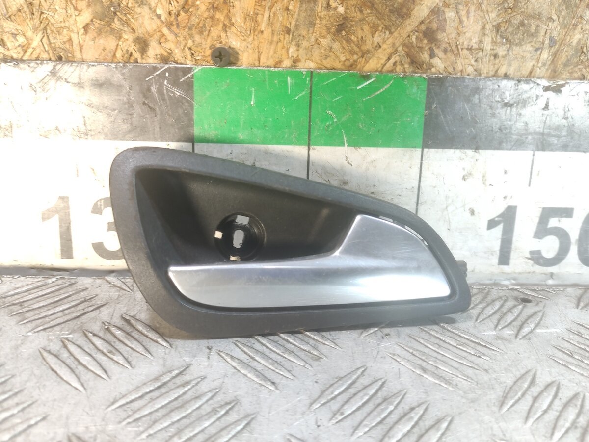 Ручка двери внутренняя передняя правая FORD Focus 2011-2019 1746825