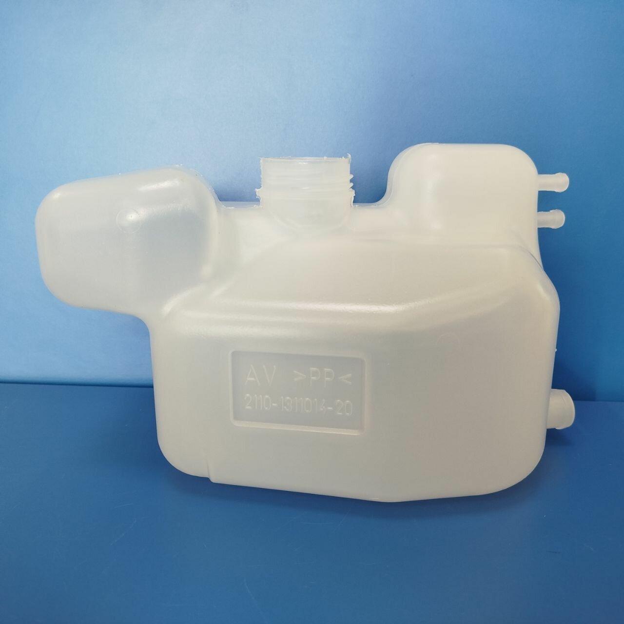 Бачок расширительный автомобильный "UAD" для автомобилей ВАЗ 2110-12 н/о Premium