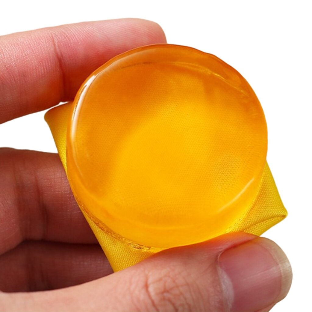 1 кусочек универсальной канифоли для струн