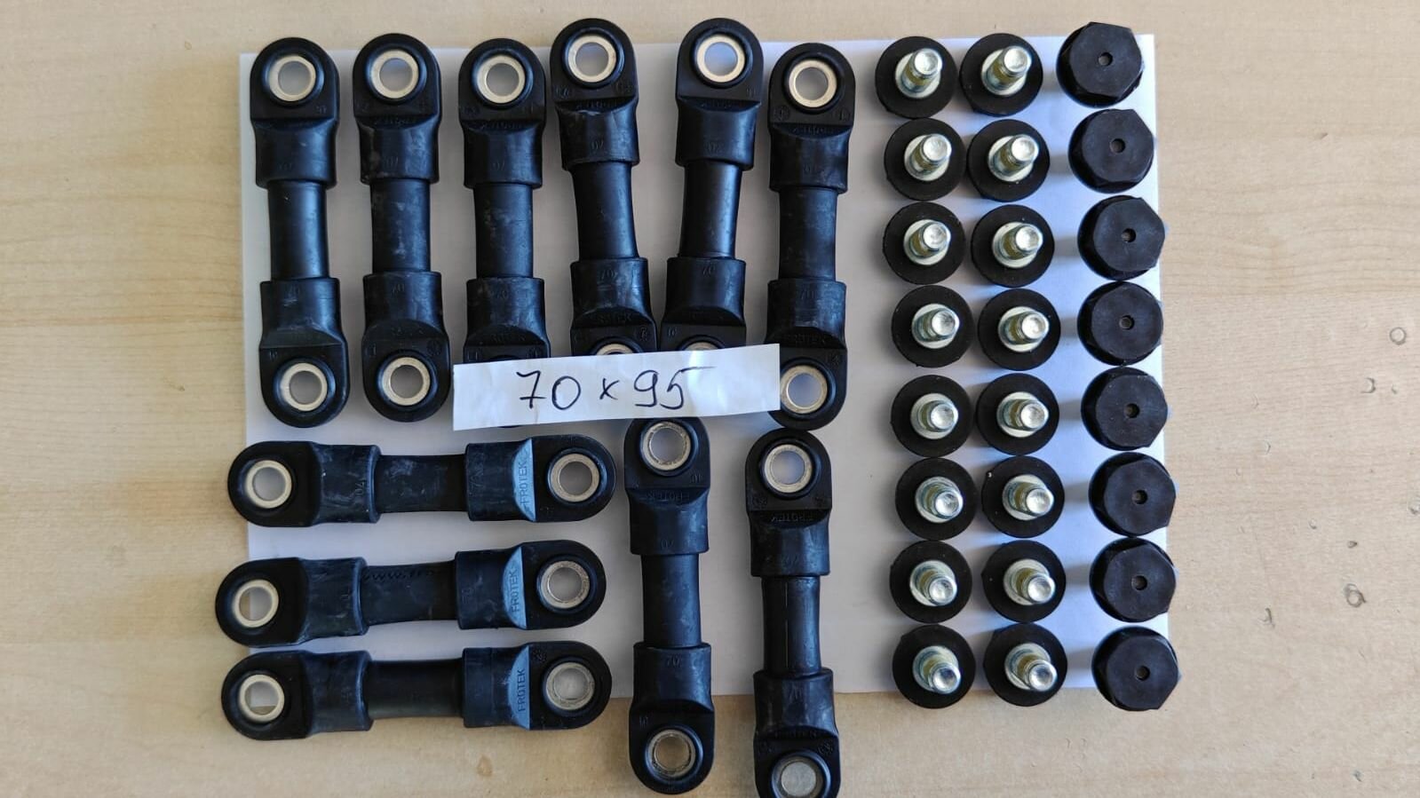 Комплект перемычки гибкие Frotek 70x95 (11 шт) и болты (24 шт) для аккумулятора 24V