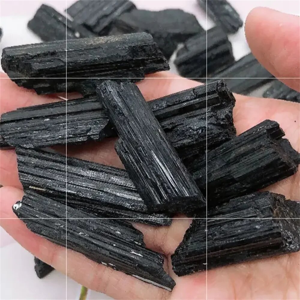 Необработанный розовый кварц Черный, 1pc, black tourmaline