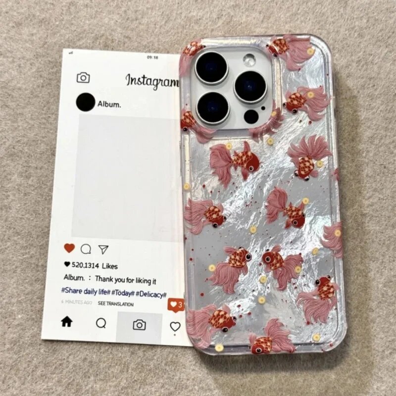 Чехол для iPhone 16 Pro, стиль 4, с золотыми рыбками