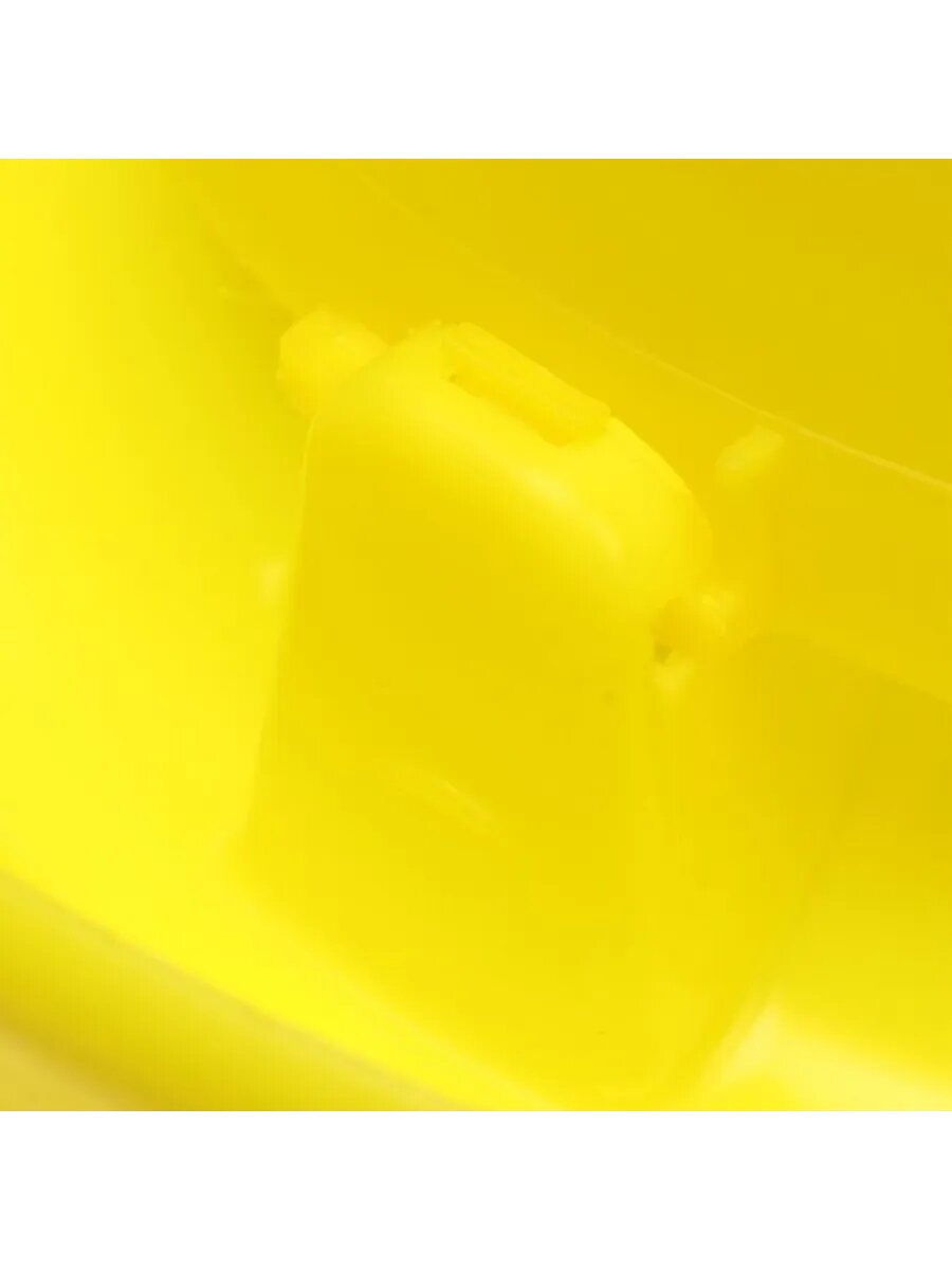 Практическая бункерная кормушка для птиц