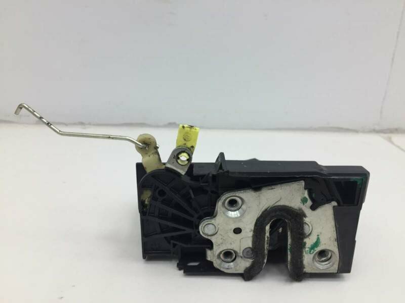 Замок двери передней левой Renault Sandero 2014 кат.номер: 805034719R