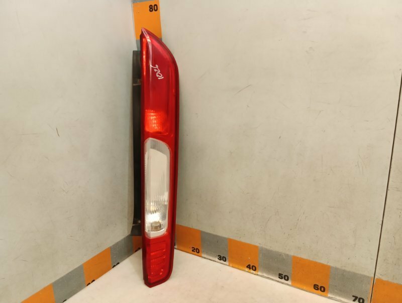 Б/У Оригинал, хетчбэк, до рестайлинг Фонарь задний правый Ford Focus 2 395073 FORD арт. 4M5113405A