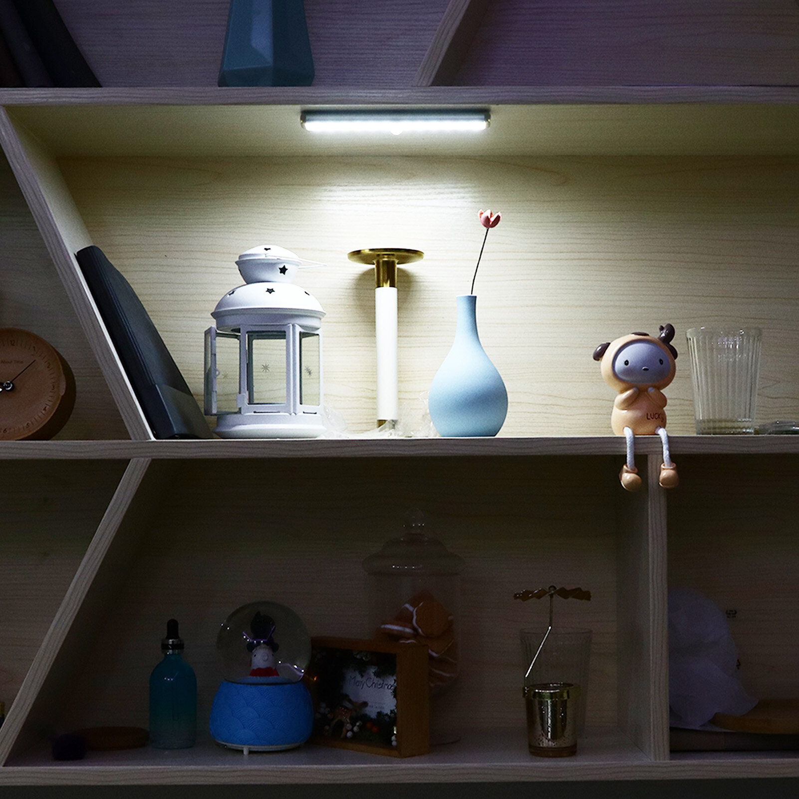 Светодиодный светильник для шкафа, беспроводной инфракрасный индукционный сенсорный контроль, зарядка через USB, задний магнит, бесступенчатое затемнение, светильники для шкафа, 3 шт.