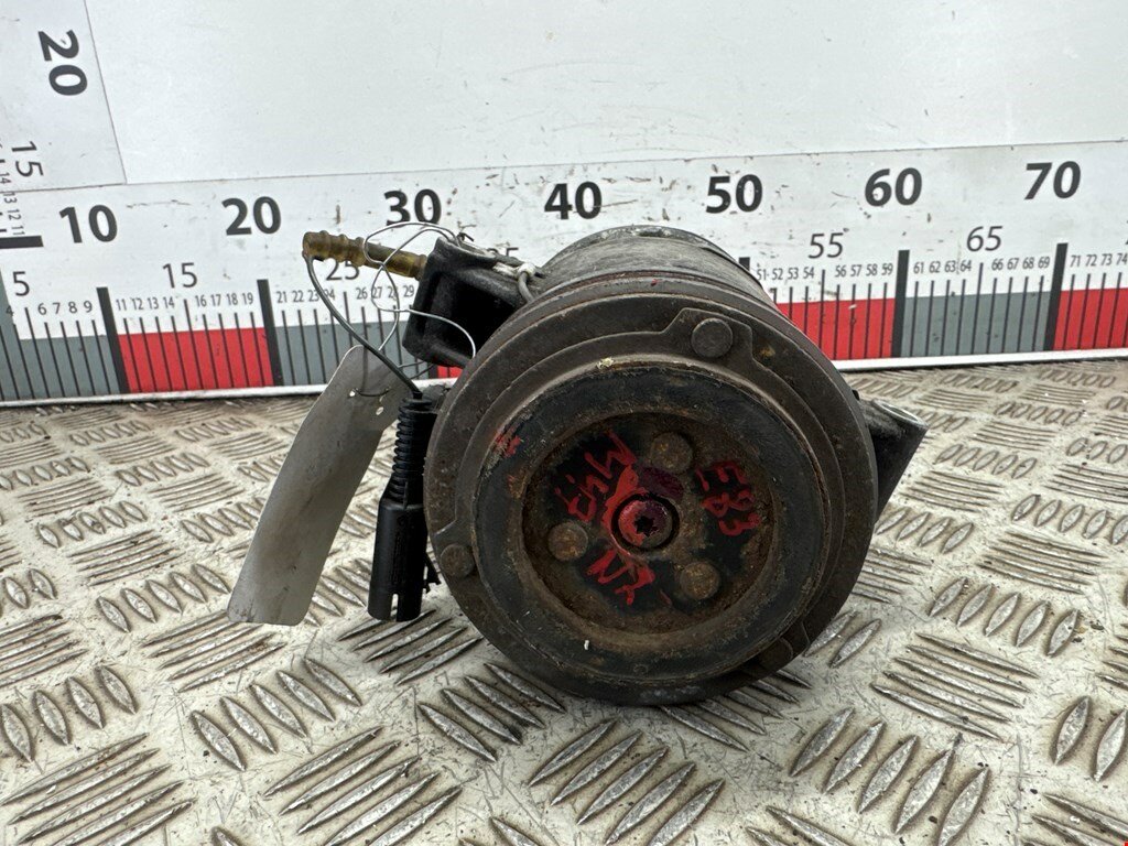 Компрессор кондиционера BMW X3 (E83) 64526905643 арт. 2264343