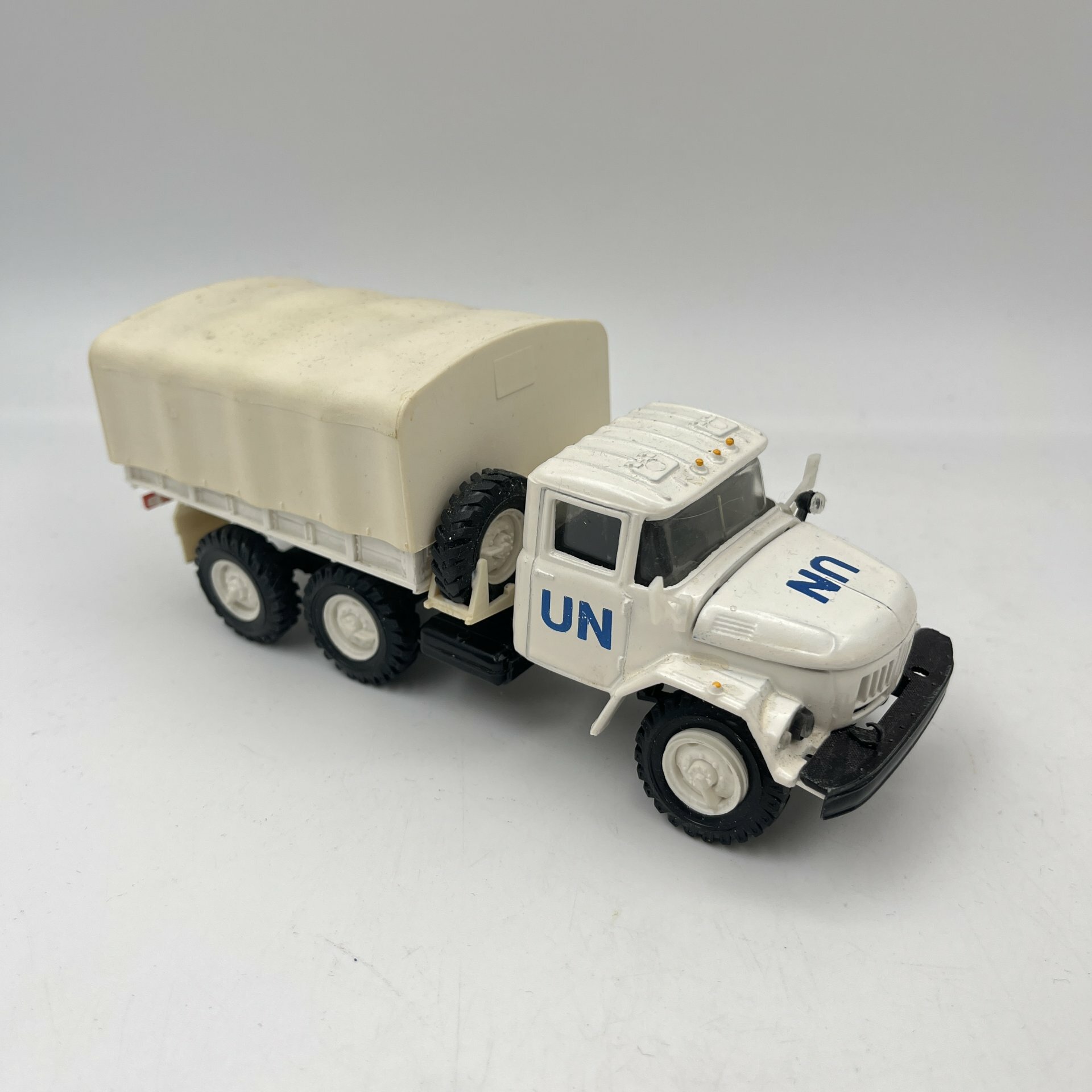 Модель автомобиля "ЗИЛ-131Н", авторская версия, металл, пластмасса, Россия, 1980-2000 гг.