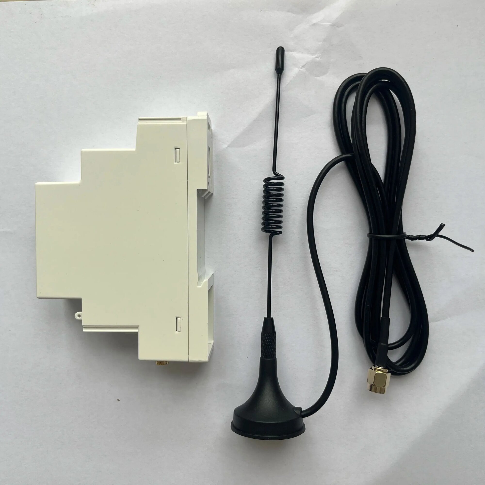 Rail Wi-Fi Сервер Modbus Tcp PW21-H — фото 1