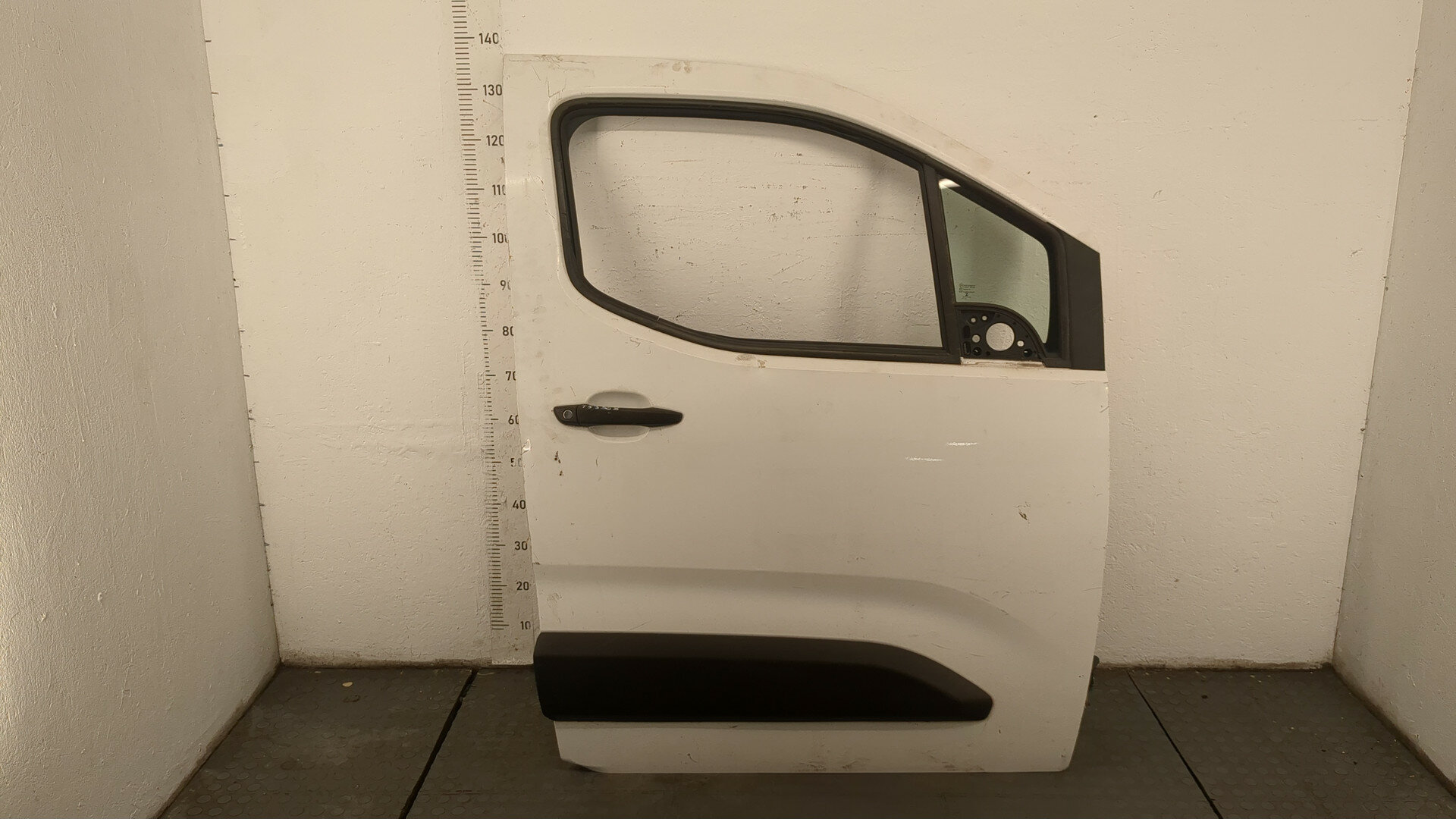 Дверь боковая (легковая) правая передняя Peugeot Partner Б/У