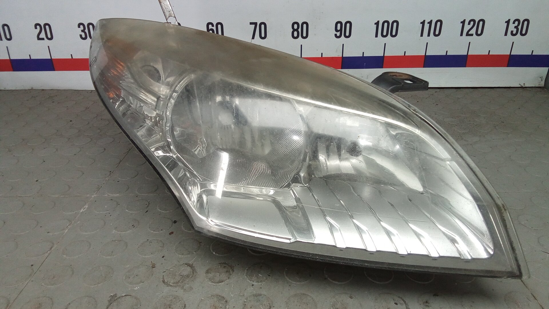 Фара правая RENAULT MEGANE 3