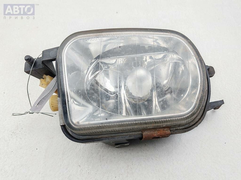 Фара противотуманная левая Mercedes C-Class W203 (2000-2006)