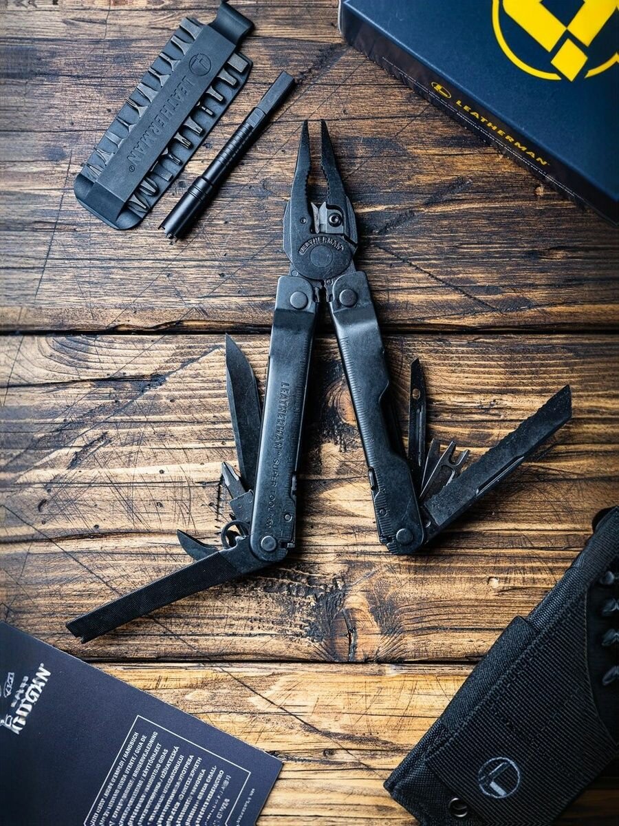 Мультитул Leatherman Super Tool 300 M black