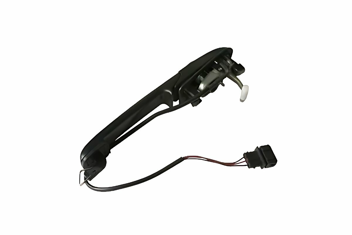 Ручка двери DPA 88371819402 передней L VW Passat B3, B4 1993-1997 с центральным замком, без цилиндра