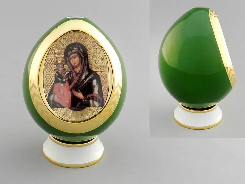 Пасхальное яйцо на подставке Leander №2 — зелёный, белый