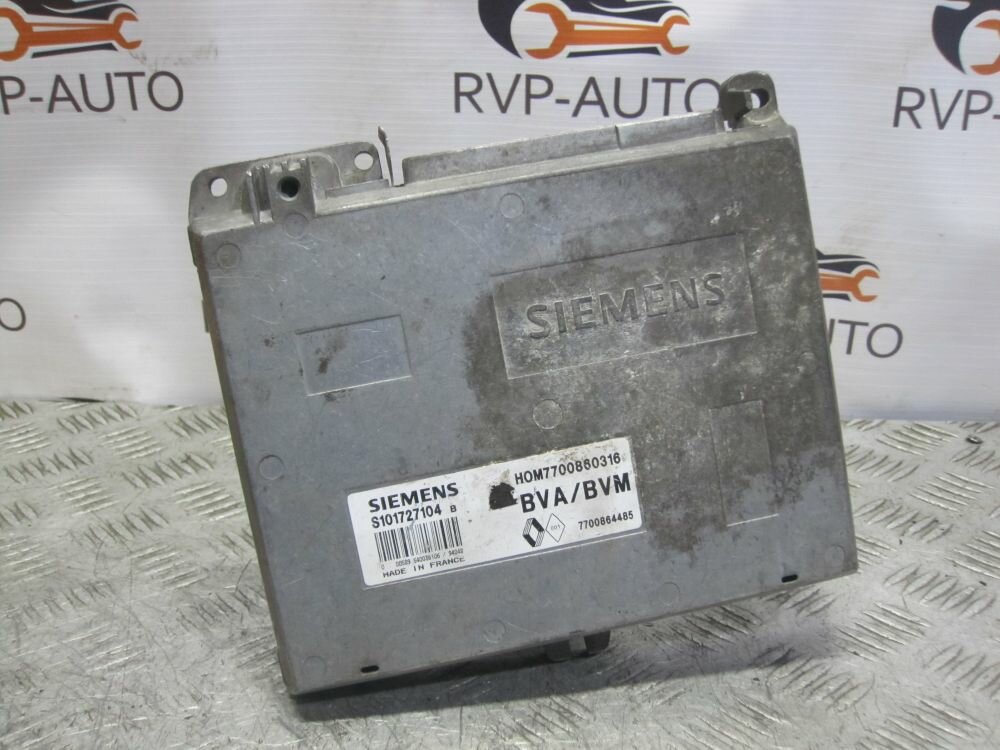 Блок управления двигателем Renault Laguna 2.0 7700864485