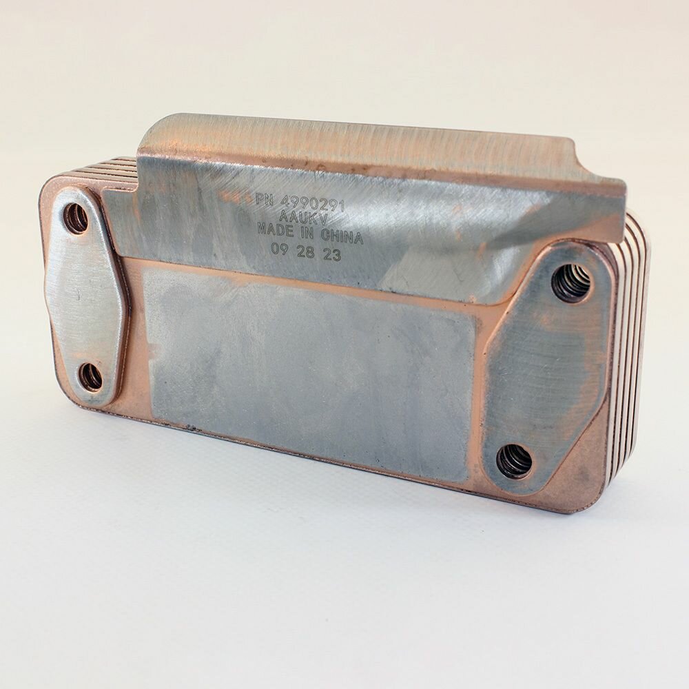 FOTON Охладитель масляный дв. Cummins 3.8 арт.4990291
