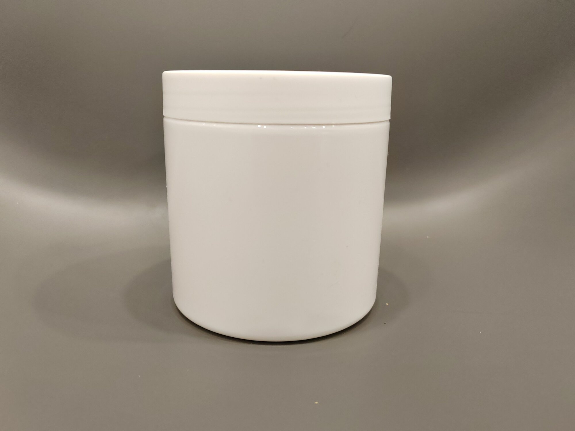 Банка для продуктов универсальная