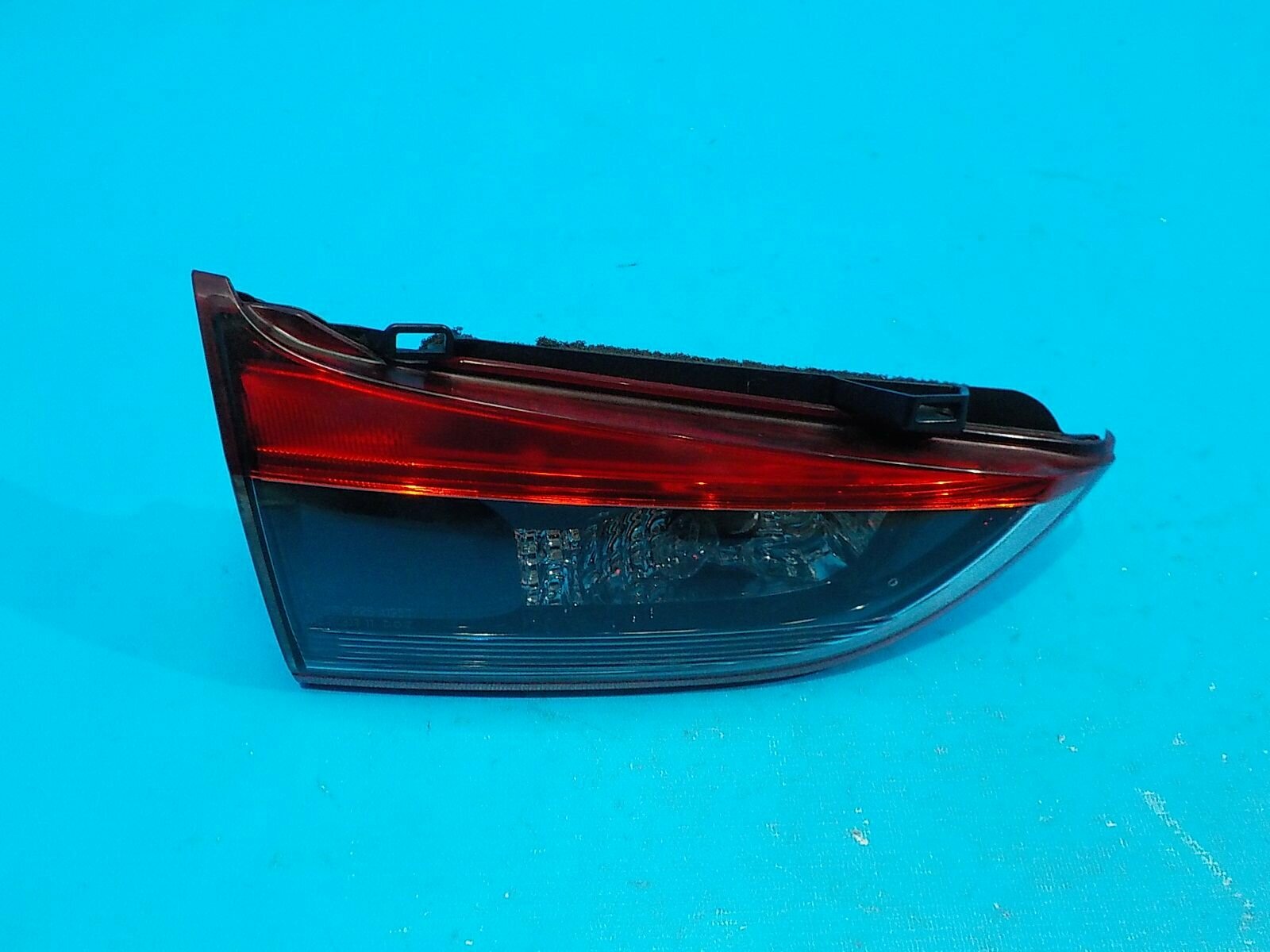 Фонарь задний левый внутренний MAZDA 6 (GJ) 2013-2016 GHK1513G0D - Б/У