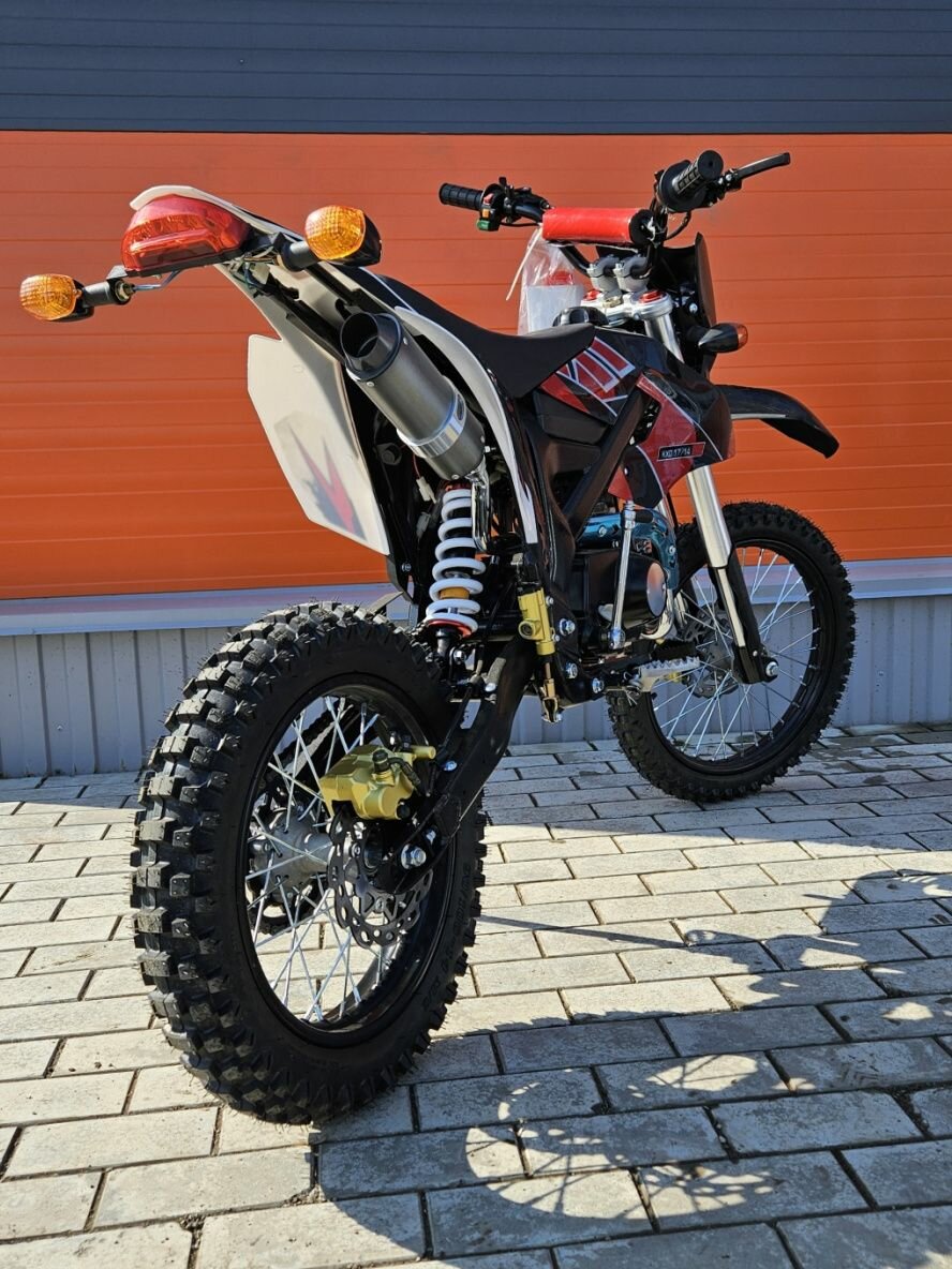 Кроссовый мотоцикл ПитБайк VMC KXD 17/14 черный (компл 1: эл. стартер, фара/стоп; без повор. и зеркал)