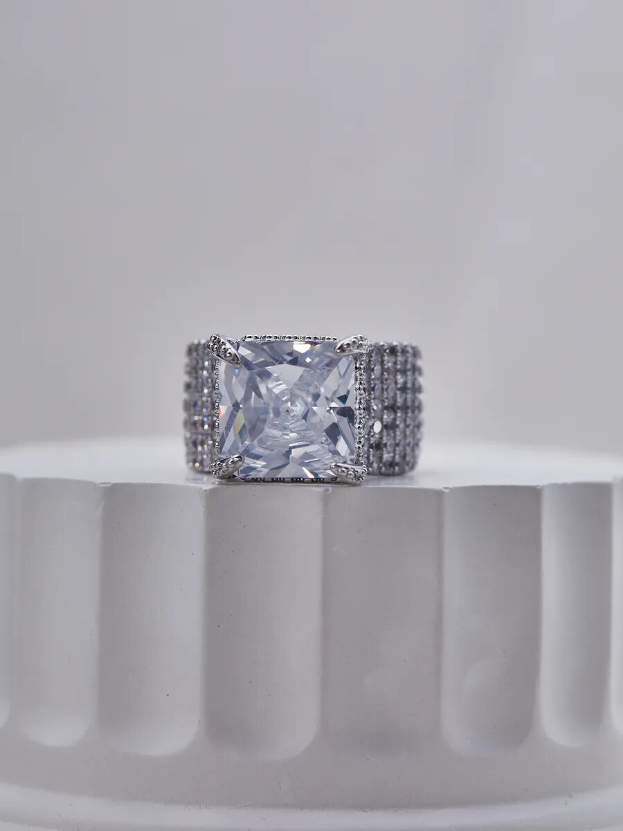 Кольцо, циркон, кристаллы Swarovski, фианит, кристалл, безразмерное, серый, белый — фото 1