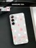 Чехол на Samsung Galaxy S24 / Самсунг S24 с принтом "Розовые и белые цветы", про...