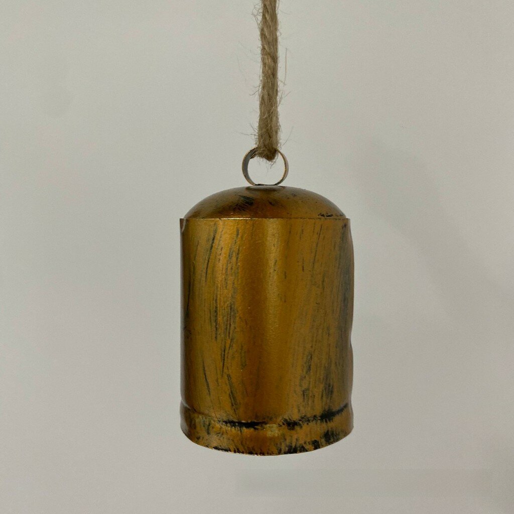 Подарочный набор медных колокольчиков с современным дизайном для праздничных украшений и подарков