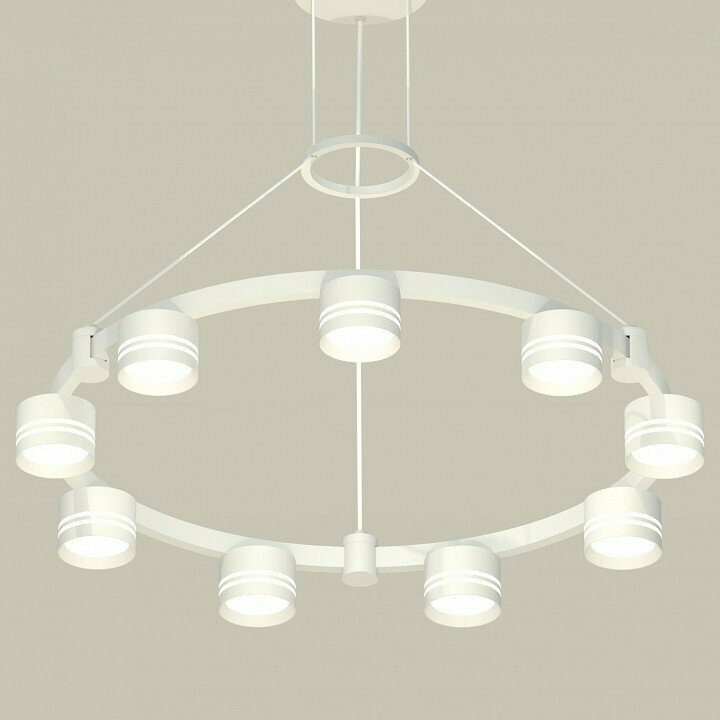 Подвесная люстра Ambrella Light XR XR92031903