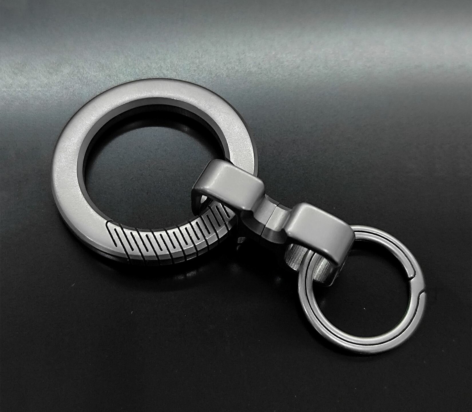 Титановый вертлюг, титановое кольцо-карабин 32мм, кольцо 20мм, комплект 12г