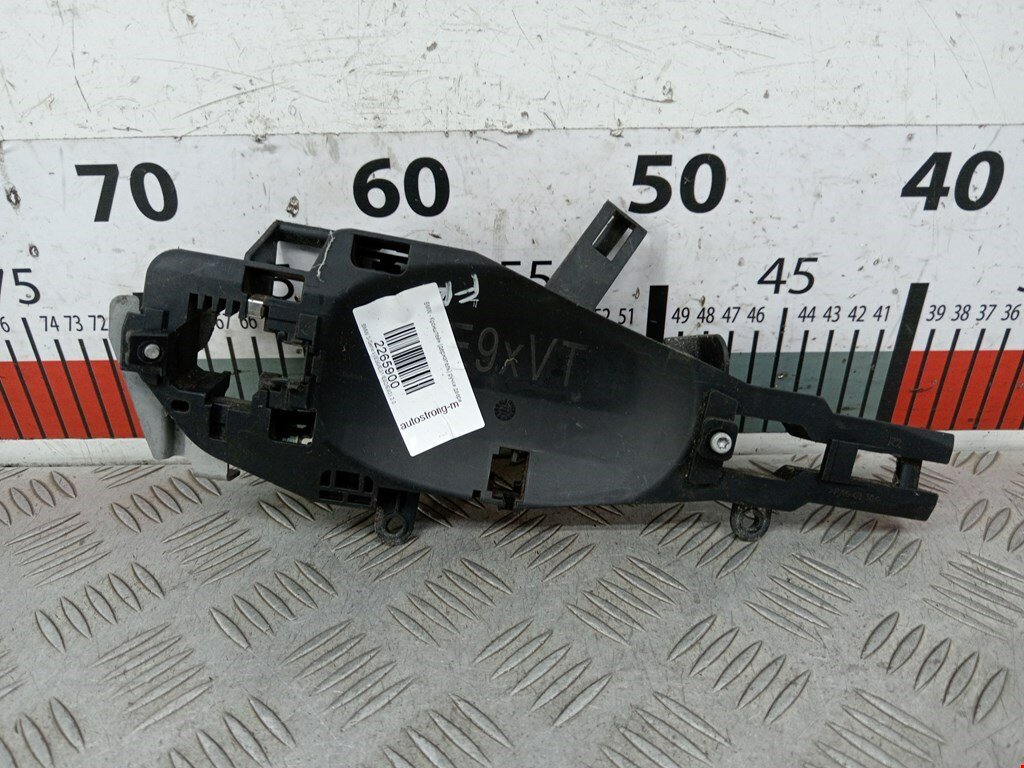 Кронштейн (держатель) ручки двери BMW 3-Series (E90/E91/E92/E93) 51227199839 арт. 2265900