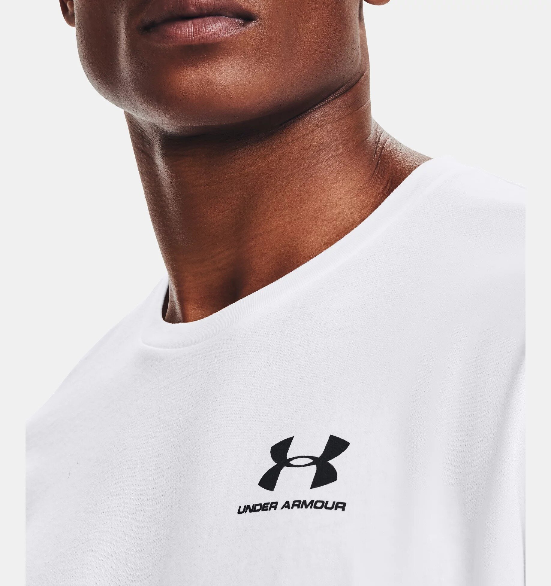 Футболка спортивная Under Armour Sportstyle Logo, 1 шт., размер SM, белый — фото 1