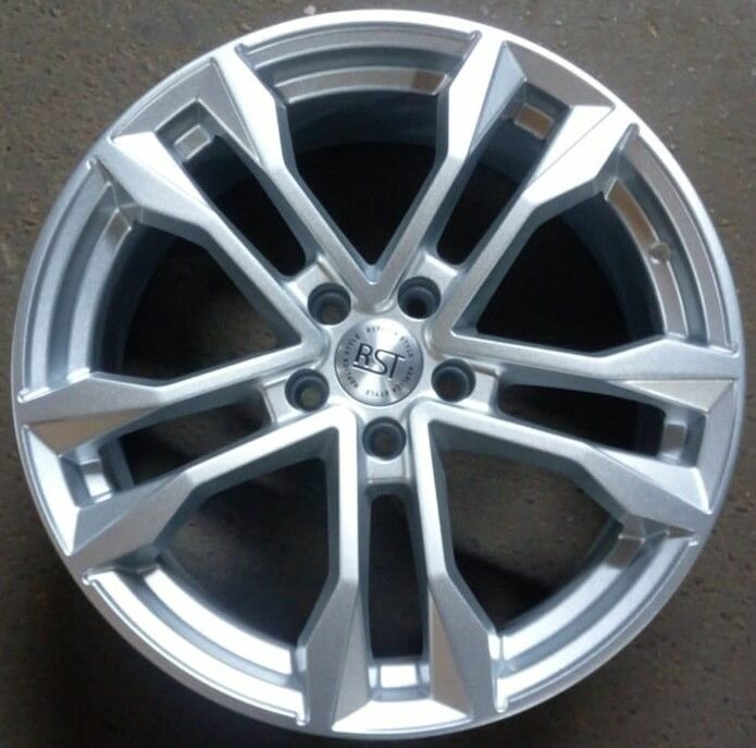Колёсный диск 8.0j*18 5/114.3 ET46 D67.1 R068 S RST