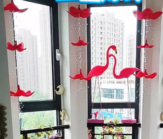 Новогодние украшения для торговых центров: зеленые лилии, хрустальные гирлянды, подвесные декорации для витрин,