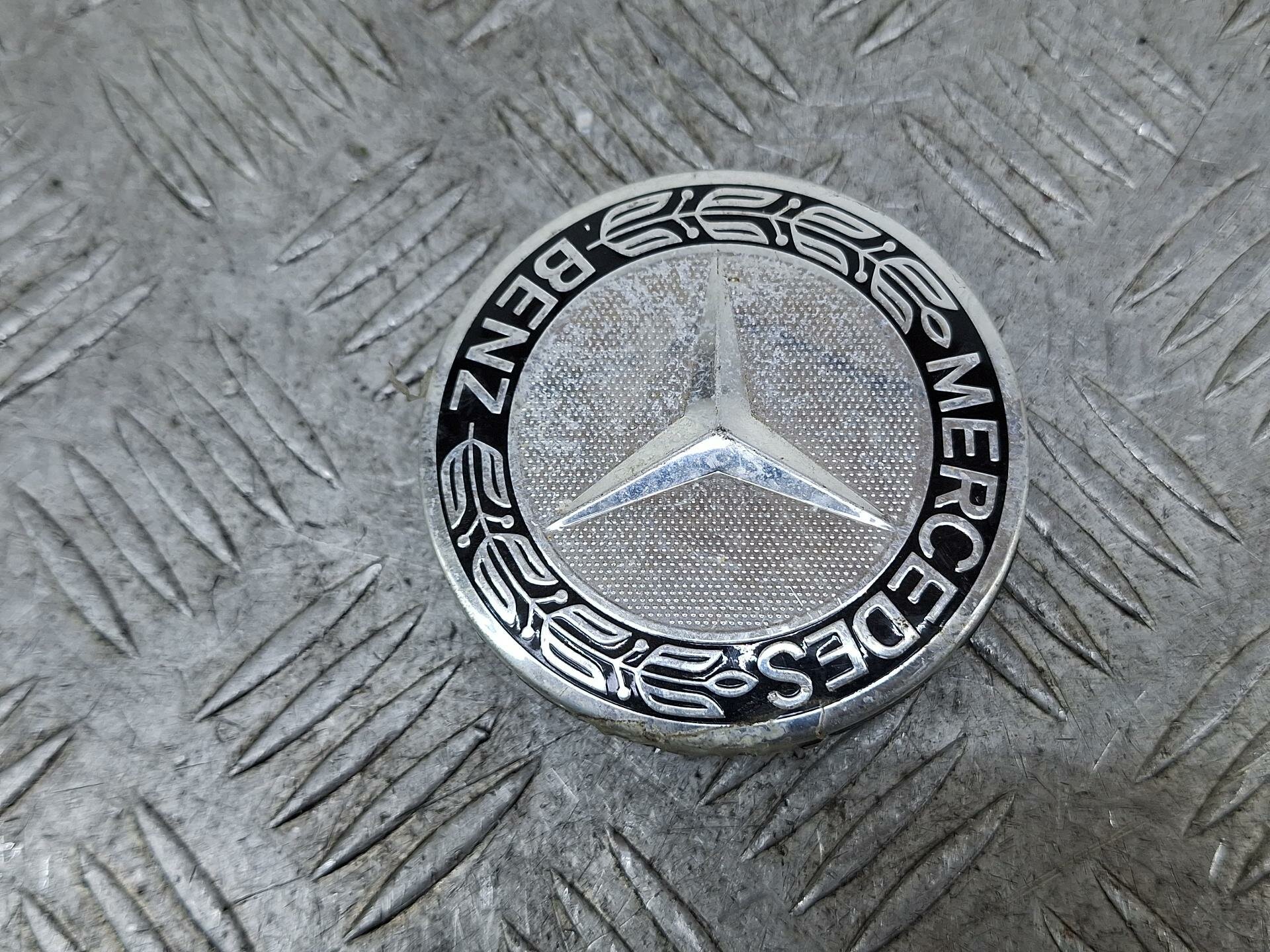 Колпачок литого диска Mercedes-Benz E W212 (2009 - 2013) A1714000025