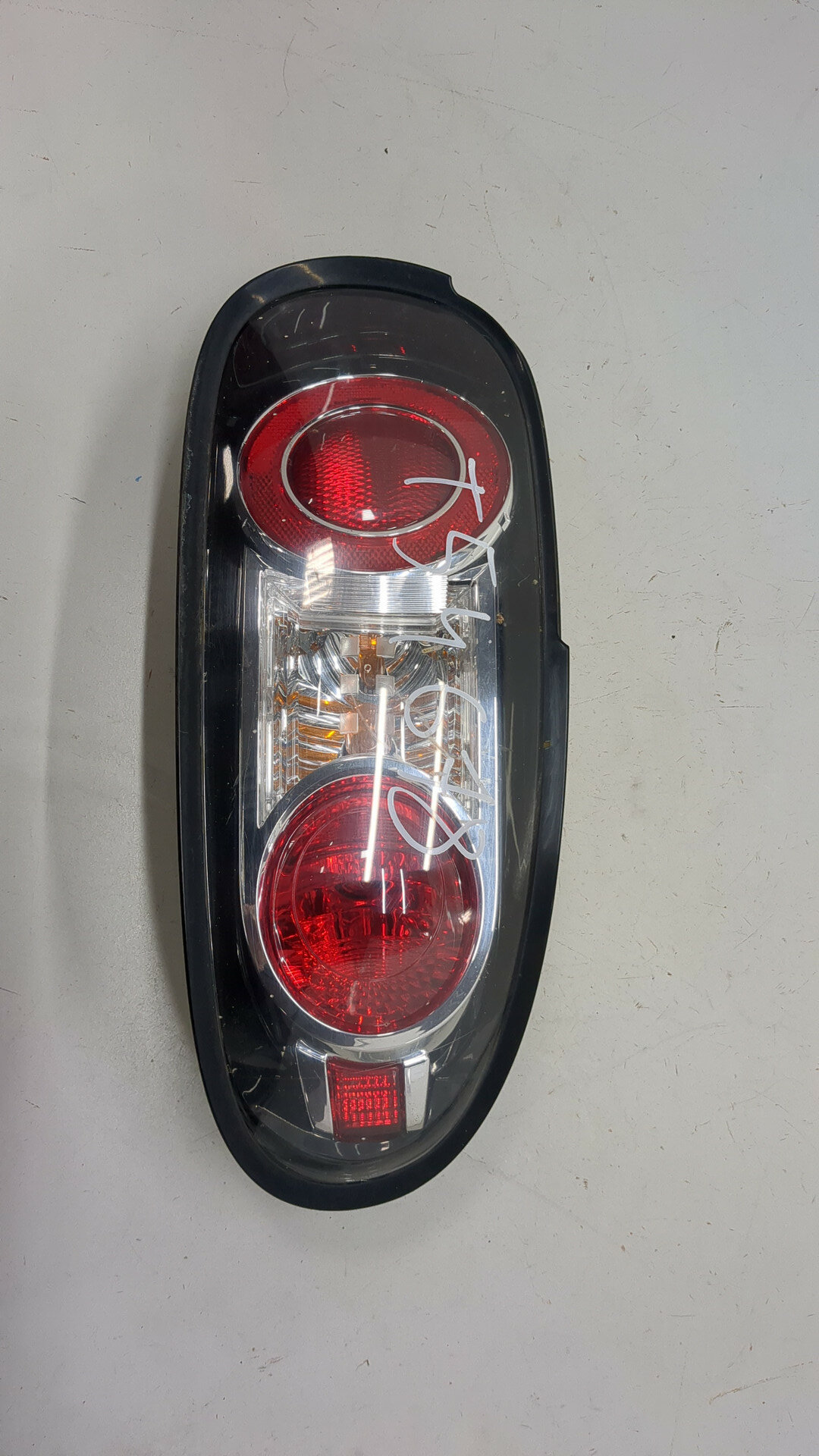 Фонарь (задний) правый Mazda MX-5 3 Б/У