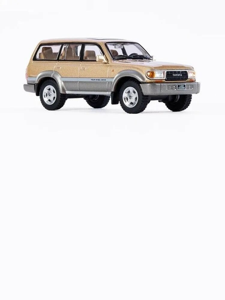 Машинка металлическая модель Masdi 1:64 Toyota Land Cruiser LC80 Gold